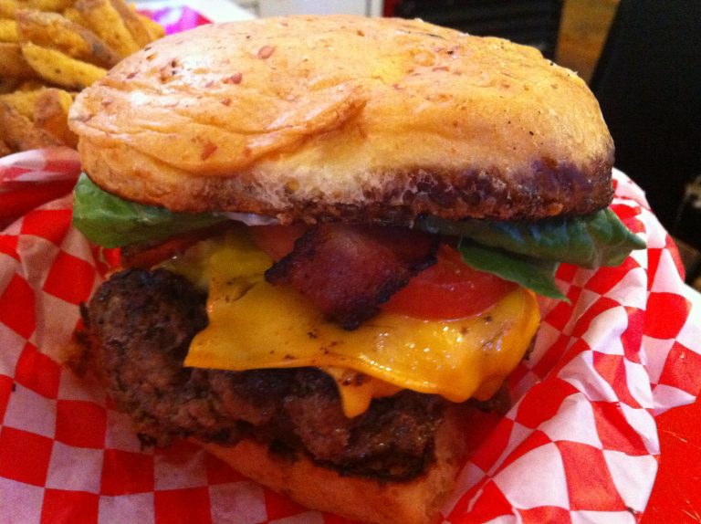 Alamo Springs Cafe: Burger Heaven Near Fredericksburg - The Austinot