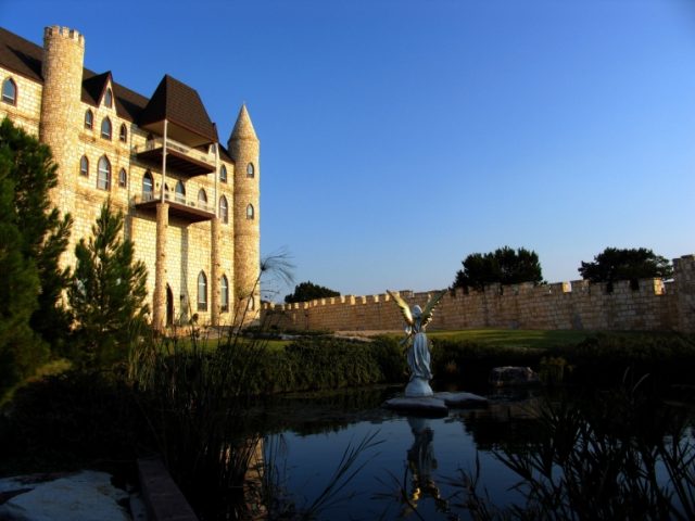 3 Gorgeous Hill Country Castles Near Austin - The Austinot