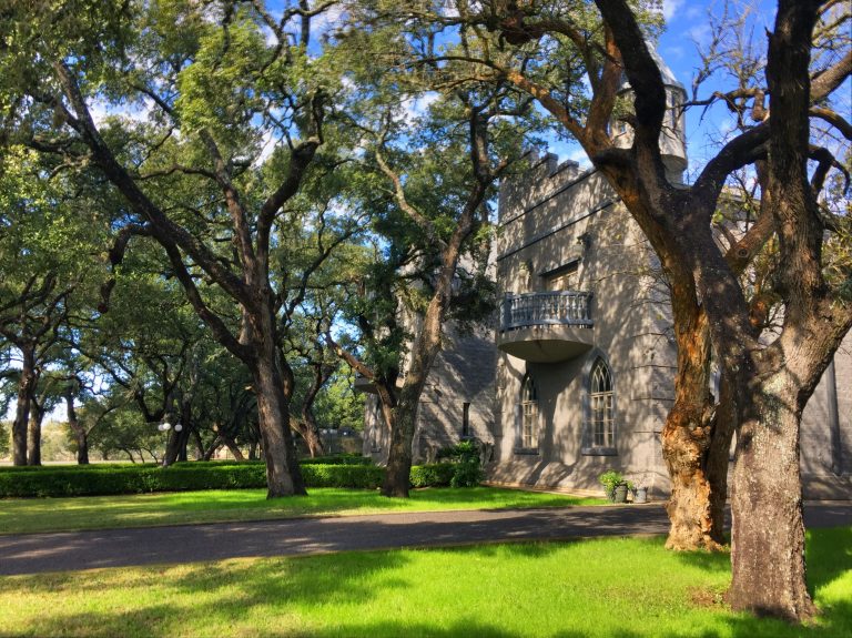 3 Gorgeous Hill Country Castles Near Austin - The Austinot