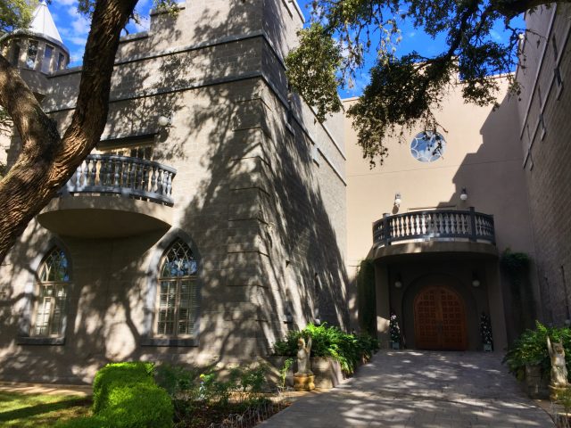 3 Gorgeous Hill Country Castles Near Austin - The Austinot