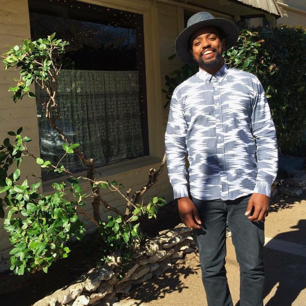 What Not To Wear: Navigating Austin’s Casual Cool Dress Code - The Austinot